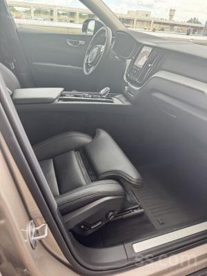 Brūns Volvo XC60 2024 Rīga, ar dzinēja tilpumu 2.50 L un nobraukumu 39 tūkst. km par 46500 €, foto 8 vietnē AUTOMOTO.COM.LV