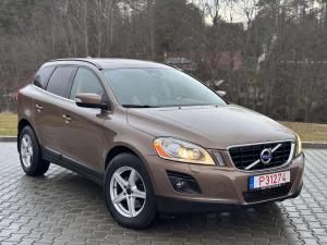 Brown Volvo XC60 2009 in Vilnius, with an engine capacity of 2.40 L and mileage of 330 thousand km for 6200 €, photo  on AUTOMOTO.COM.LV