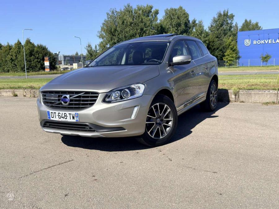 Brown Volvo XC60 2015 in Panevezys, with an engine capacity of 2.40 L and mileage of 174 thousand km for 12990 €, photo 6 on AUTOMOTO.COM.LV