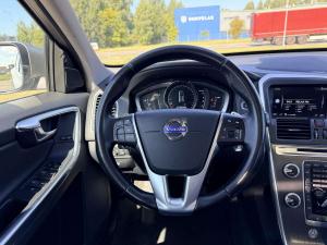 Brown Volvo XC60 2015 in Panevezys, with an engine capacity of 2.40 L and mileage of 174 thousand km for 12990 €, photo 17 on AUTOMOTO.COM.LV