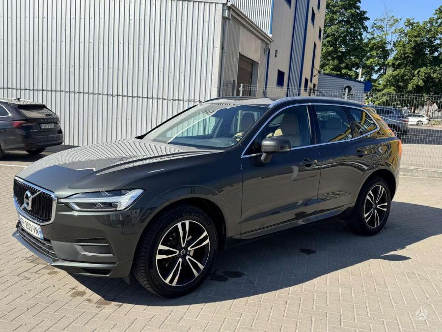 Brūns Volvo XC60 2020 Tauragė, ar dzinēja tilpumu 1.97 L un nobraukumu 240 tūkst. km par 16850 €, foto 1 vietnē AUTOMOTO.COM.LV