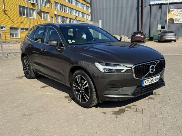 Brown Volvo XC60 2020 in Taurage, with an engine capacity of 1.97 L and mileage of 240 thousand km for 16850 €, photo 2 on AUTOMOTO.COM.LV