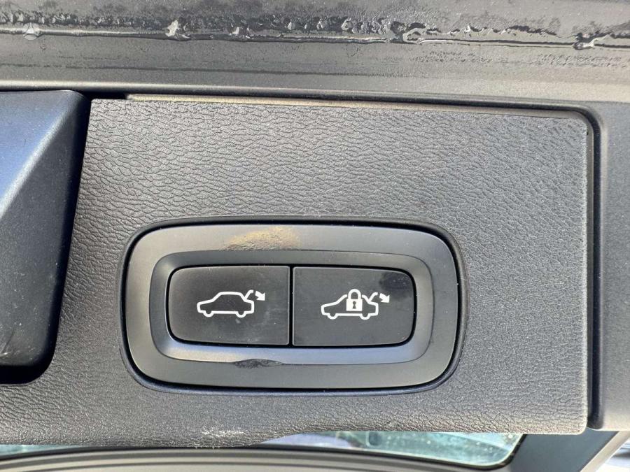 Brūns Volvo XC60 2020 Tauragė, ar dzinēja tilpumu 1.97 L un nobraukumu 240 tūkst. km par 16850 €, foto 12 vietnē AUTOMOTO.COM.LV