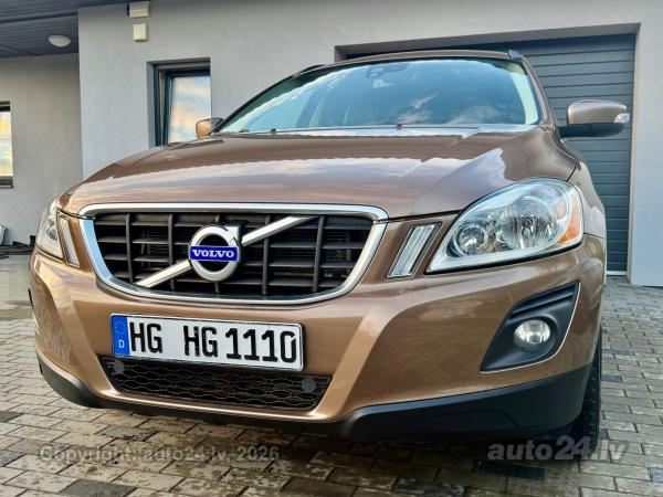 Brown Volvo XC60 2009 in Tallinn, with an engine capacity of 2.40 L and mileage of 0 thousand km for 4950 €, photo 2 on AUTOMOTO.COM.LV