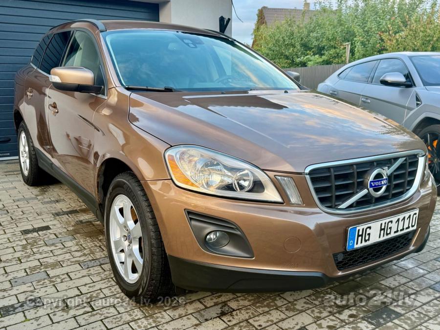 Brūns Volvo XC60 2009 Tallina, ar dzinēja tilpumu 2.40 L un nobraukumu 0 tūkst. km par 4950 €, foto 6 vietnē AUTOMOTO.COM.LV