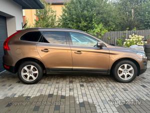 Brūns Volvo XC60 2009 Tallina, ar dzinēja tilpumu 2.40 L un nobraukumu 0 tūkst. km par 4950 €, foto 7 vietnē AUTOMOTO.COM.LV