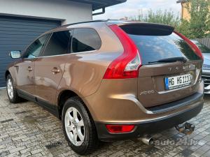 Brūns Volvo XC60 2009 Tallina, ar dzinēja tilpumu 2.40 L un nobraukumu 0 tūkst. km par 4950 €, foto 11 vietnē AUTOMOTO.COM.LV