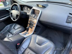 Brūns Volvo XC60 2009 Tallina, ar dzinēja tilpumu 2.40 L un nobraukumu 0 tūkst. km par 4950 €, foto 15 vietnē AUTOMOTO.COM.LV