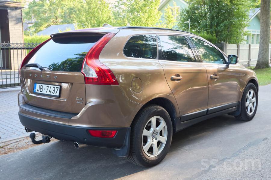 Brūns Volvo XC60 2012 Jūrmala, ar dzinēja tilpumu 2.40 L un nobraukumu 430 tūkst. km par 5800 €, foto 6 vietnē AUTOMOTO.COM.LV