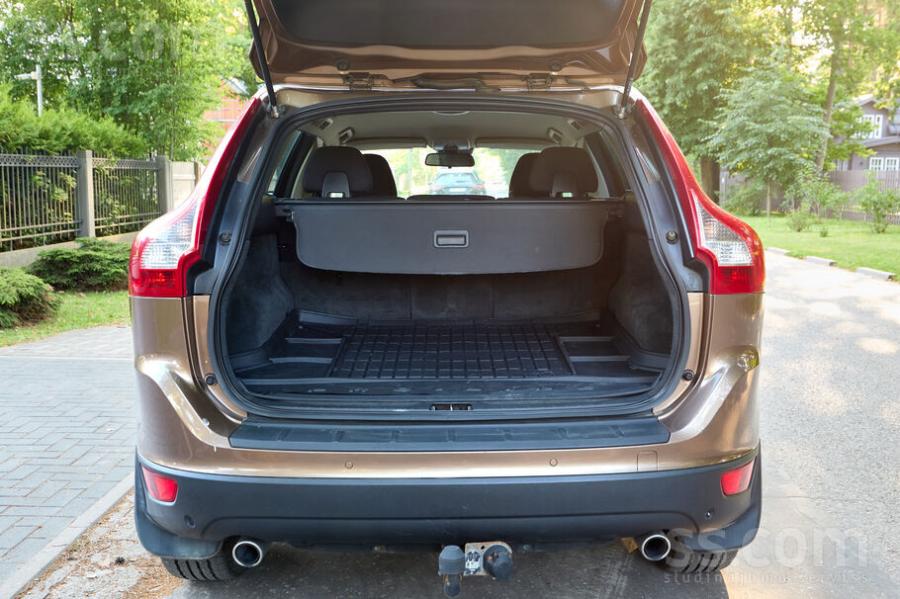 Brūns Volvo XC60 2012 Jūrmala, ar dzinēja tilpumu 2.40 L un nobraukumu 430 tūkst. km par 5800 €, foto 9 vietnē AUTOMOTO.COM.LV