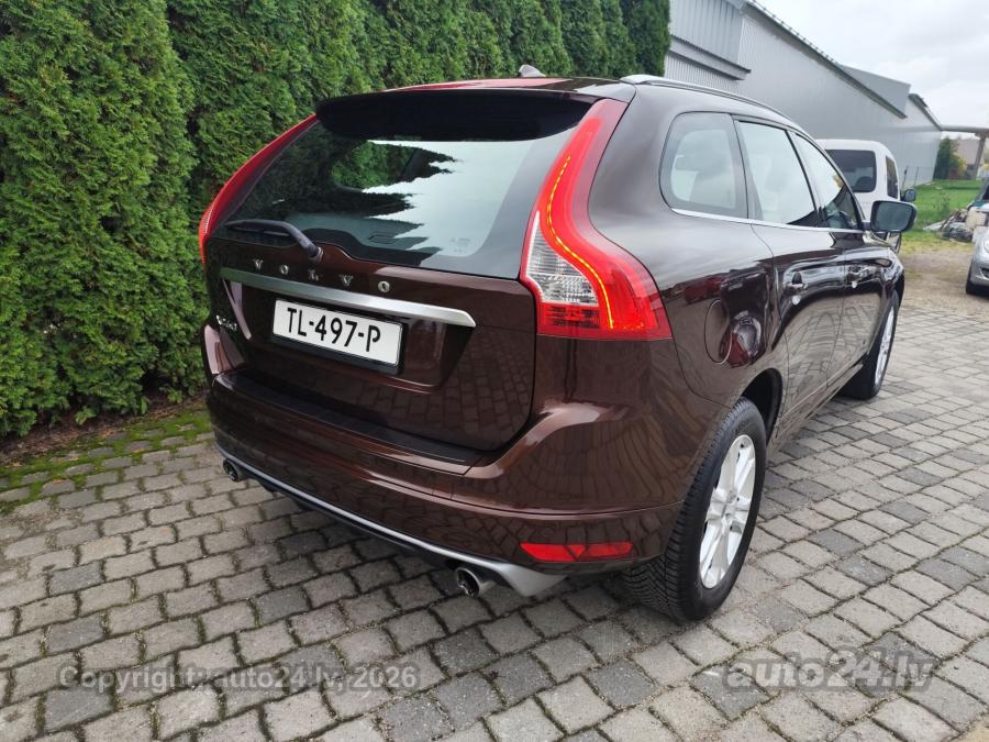 Brūns Volvo XC60 2013 Paide, ar dzinēja tilpumu 2.00 L un nobraukumu 204 tūkst. km par 12990 €, foto 7 vietnē AUTOMOTO.COM.LV