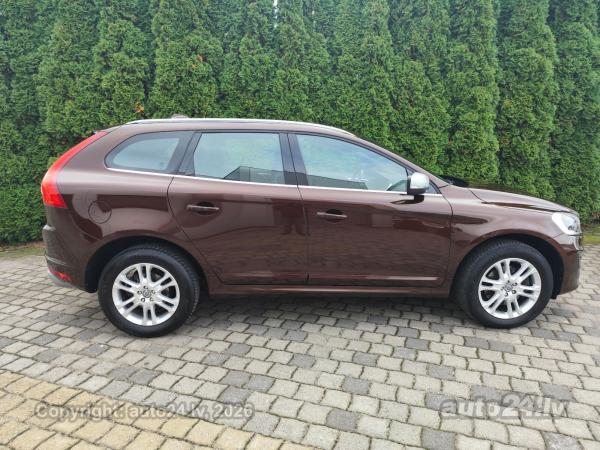 Brown Volvo XC60 2013 in Paide, with an engine capacity of 2.00 L and mileage of 204 thousand km for 12990 €, photo 8 on AUTOMOTO.COM.LV