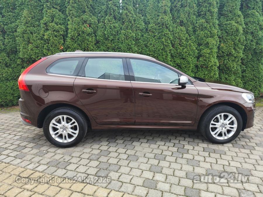 Brūns Volvo XC60 2013 Paide, ar dzinēja tilpumu 2.00 L un nobraukumu 204 tūkst. km par 12990 €, foto 8 vietnē AUTOMOTO.COM.LV