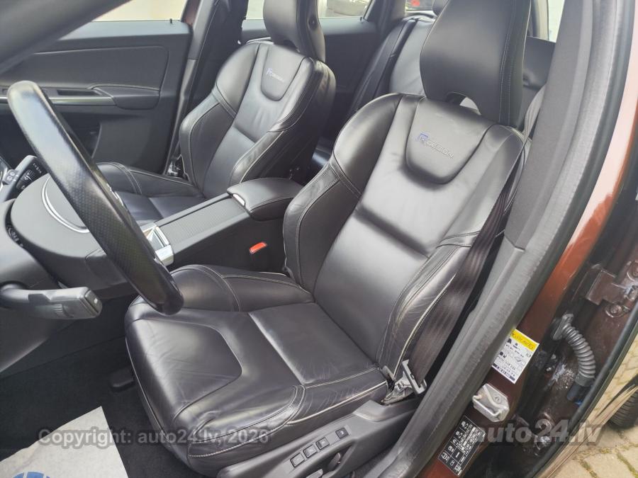 Brūns Volvo XC60 2013 Paide, ar dzinēja tilpumu 2.00 L un nobraukumu 204 tūkst. km par 12990 €, foto 20 vietnē AUTOMOTO.COM.LV
