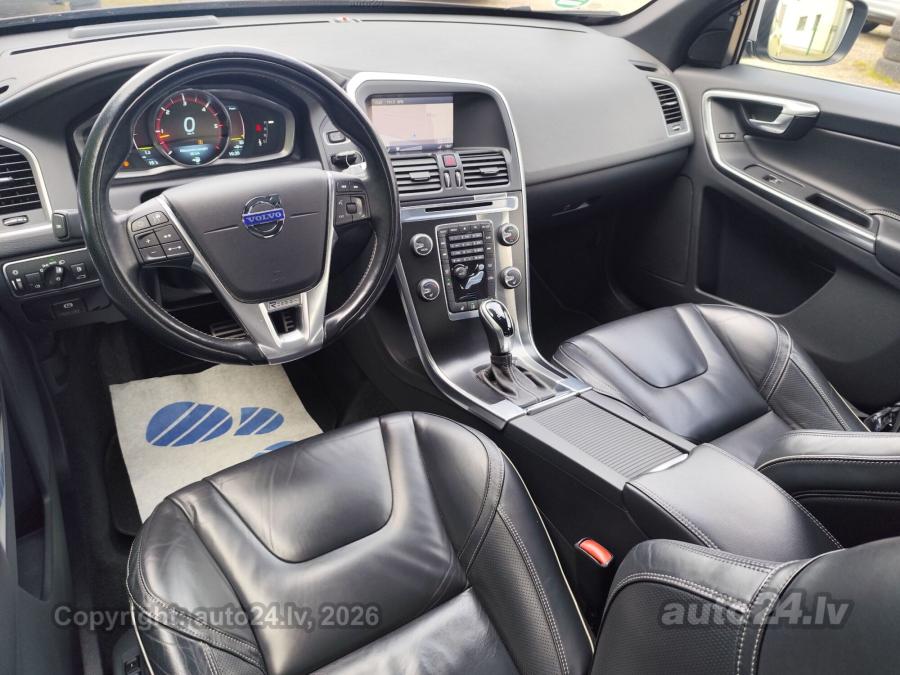 Brūns Volvo XC60 2013 Paide, ar dzinēja tilpumu 2.00 L un nobraukumu 204 tūkst. km par 12990 €, foto 23 vietnē AUTOMOTO.COM.LV