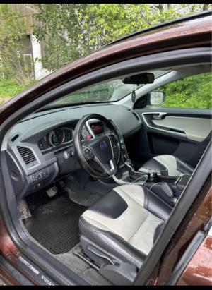Brūns Volvo XC60 2014 Tallina, ar dzinēja tilpumu 0.00 L un nobraukumu 156 tūkst. km par 12999 €, foto 5 vietnē AUTOMOTO.COM.LV