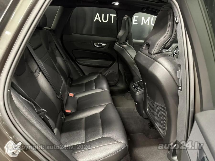 Brūns Volvo XC60 2018 Tallina, ar dzinēja tilpumu 2.00 L un nobraukumu 214 tūkst. km par 21995 €, foto 20 vietnē AUTOMOTO.COM.LV