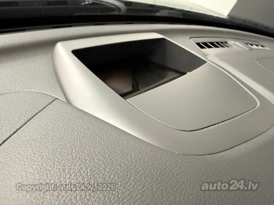 Brūns Volvo XC60 2018 Tallina, ar dzinēja tilpumu 2.00 L un nobraukumu 214 tūkst. km par 21995 €, foto 27 vietnē AUTOMOTO.COM.LV