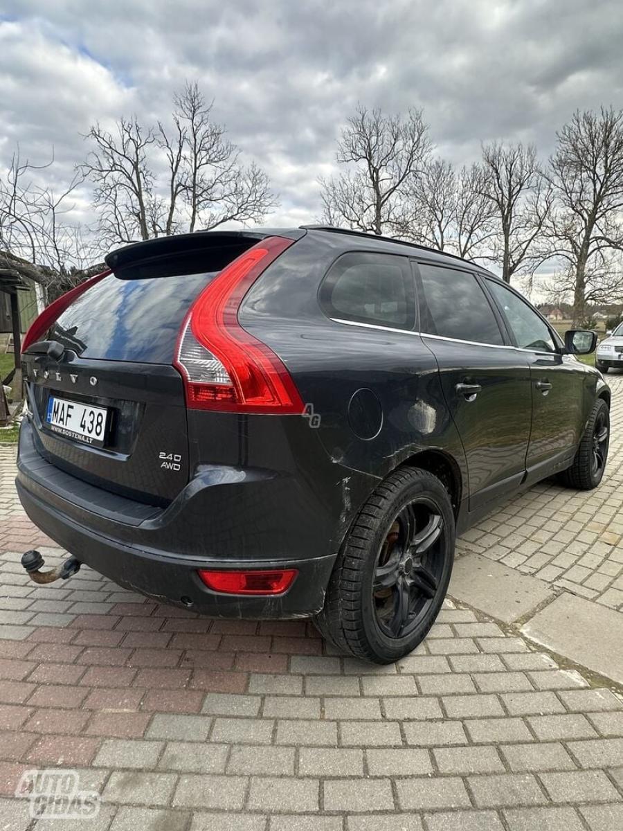 Volvo XC60 2008 in Telschi, with an engine capacity of 2.40 L and mileage of 307 thousand km for 3700 €, photo 4 on AUTOMOTO.COM.LV