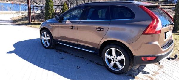 Volvo XC60 2008 in Valka, with an engine capacity of 2.40 L and mileage of 275 thousand km for 9500 €, photo 5 on AUTOMOTO.COM.LV