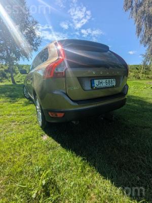 Volvo XC60 2008 Daugavpils, ar dzinēja tilpumu 2.40 L un nobraukumu 350 tūkst. km par 5300 €, foto 4 vietnē AUTOMOTO.COM.LV