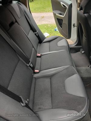 Volvo XC60 2008 in Tallinn, with an engine capacity of 2.40 L and mileage of 250 thousand km for 5500 €, photo 3 on AUTOMOTO.COM.LV