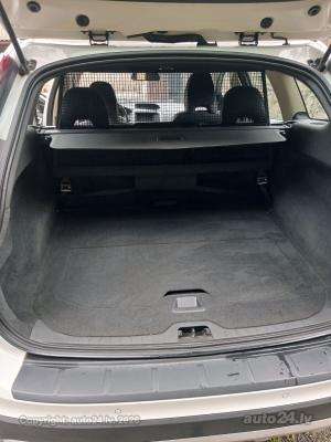 Volvo XC60 2008 in Tallinn, with an engine capacity of 2.40 L and mileage of 250 thousand km for 5500 €, photo 5 on AUTOMOTO.COM.LV