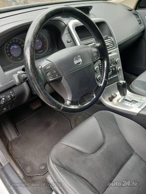 Volvo XC60 2008 in Tallinn, with an engine capacity of 2.40 L and mileage of 250 thousand km for 5500 €, photo 7 on AUTOMOTO.COM.LV