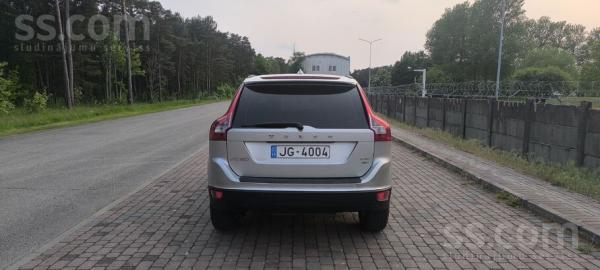 Volvo XC60 2009 Ventspils, ar dzinēja tilpumu 2.40 L un nobraukumu 239 tūkst. km par 9200 €, foto 3 vietnē AUTOMOTO.COM.LV