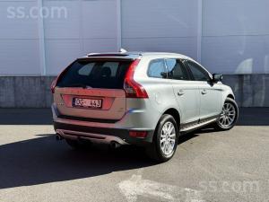 Volvo XC60 2009 in Riga, with an engine capacity of 2.40 L and mileage of 0 thousand km for 6594 €, photo 5 on AUTOMOTO.COM.LV
