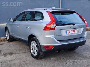 Volvo XC60 2009 Ogre, ar dzinēja tilpumu 2.40 L un nobraukumu 211 tūkst. km par 7995 €, foto 6 vietnē AUTOMOTO.COM.LV