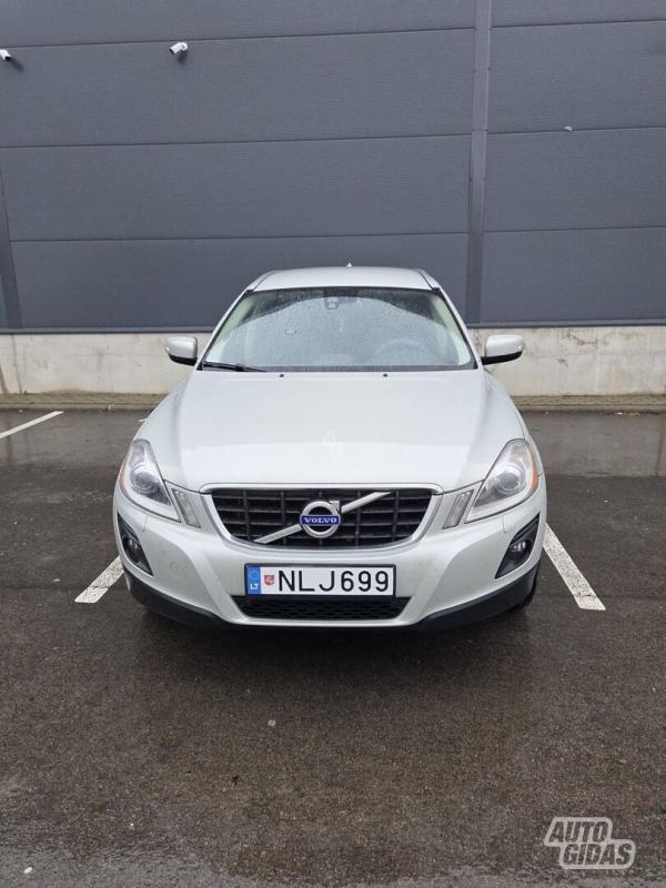 Volvo XC60 2009 Šauļi, ar dzinēja tilpumu 2.40 L un nobraukumu 272 tūkst. km par 8250 €, foto 3 vietnē AUTOMOTO.COM.LV