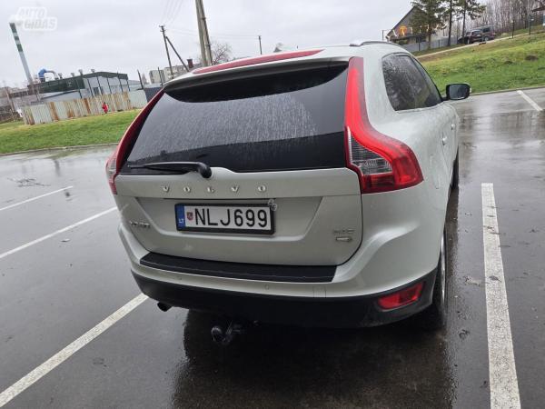 Volvo XC60 2009 Šauļi, ar dzinēja tilpumu 2.40 L un nobraukumu 272 tūkst. km par 8250 €, foto 4 vietnē AUTOMOTO.COM.LV