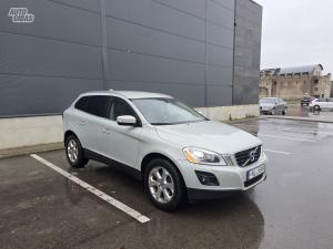 Volvo XC60 2009 in Siauliai, with an engine capacity of 2.40 L and mileage of 272 thousand km for 8250 €, photo 6 on AUTOMOTO.COM.LV