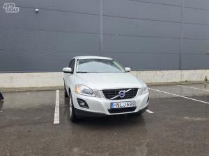 Volvo XC60 2009 in Siauliai, with an engine capacity of 2.40 L and mileage of 272 thousand km for 8250 €, photo 7 on AUTOMOTO.COM.LV