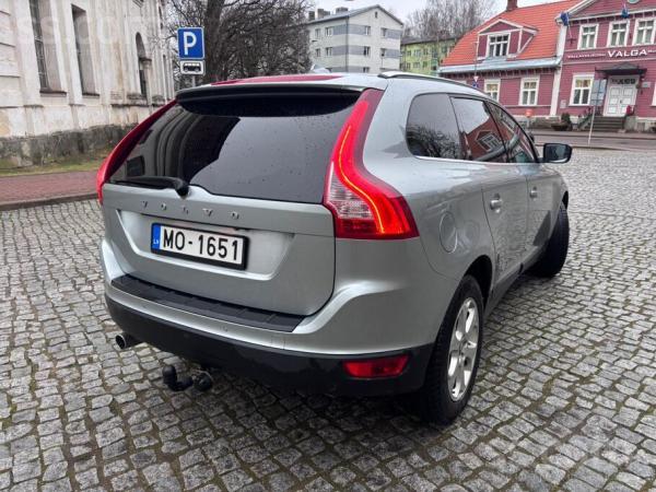 Volvo XC60 2009 in Riga, with an engine capacity of 2.40 L and mileage of 355 thousand km for 7200 €, photo 2 on AUTOMOTO.COM.LV
