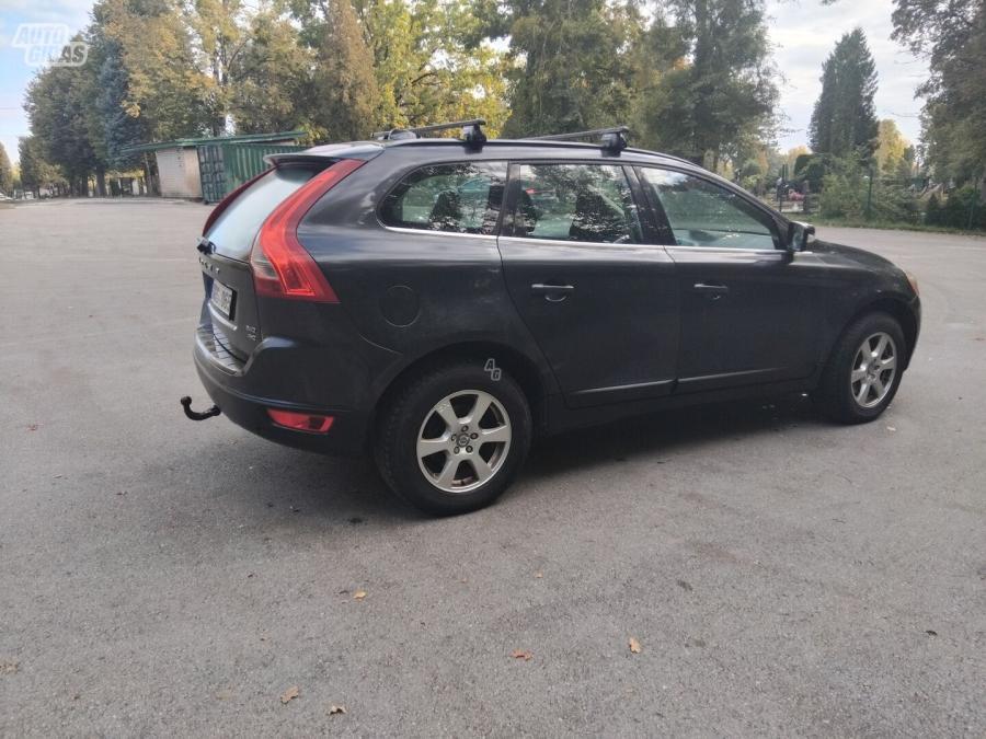 Volvo XC60 2009 Kauņa, ar dzinēja tilpumu 2.40 L un nobraukumu 453 tūkst. km par 4500 €, foto 4 vietnē AUTOMOTO.COM.LV