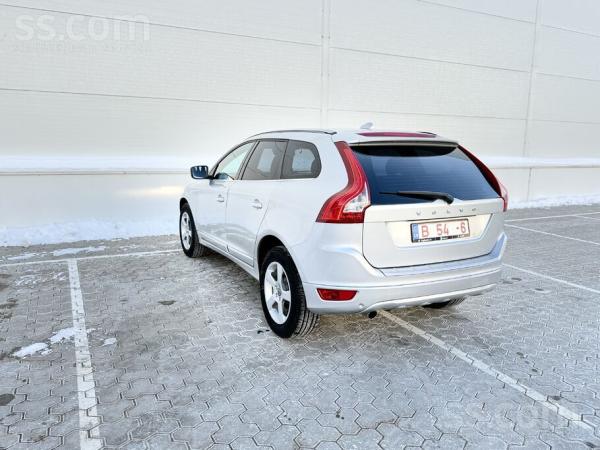 Volvo XC60 2009 in Riga, with an engine capacity of 2.40 L and mileage of 237 thousand km for 6700 €, photo 5 on AUTOMOTO.COM.LV
