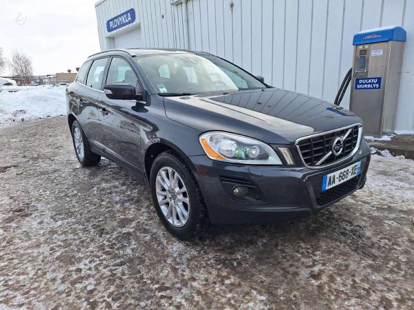 Volvo XC60 2009 Šilutė, ar dzinēja tilpumu 2.40 L un nobraukumu 285 tūkst. km par 6400 €, foto 3 vietnē AUTOMOTO.COM.LV