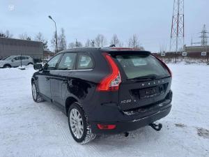 Volvo XC60 2009 Alīta, ar dzinēja tilpumu 2.40 L un nobraukumu 284 tūkst. km par 7550 €, foto 7 vietnē AUTOMOTO.COM.LV