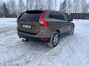 Volvo XC60 2009 in Naujoji Akmene, with an engine capacity of 2.40 L and mileage of 300 thousand km for 6900 €, photo 5 on AUTOMOTO.COM.LV