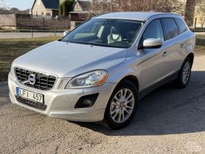 Volvo XC60 2009 Panevēža, ar dzinēja tilpumu 2.40 L un nobraukumu 322 tūkst. km par 4100 €, foto  vietnē AUTOMOTO.COM.LV