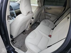 Volvo XC60 2009 Širvintos, ar dzinēja tilpumu 2.40 L un nobraukumu 278 tūkst. km par 6350 €, foto 9 vietnē AUTOMOTO.COM.LV