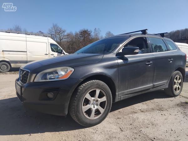 Volvo XC60 2009 Kauņa, ar dzinēja tilpumu 2.40 L un nobraukumu 433 tūkst. km par 3800 €, foto 1 vietnē AUTOMOTO.COM.LV