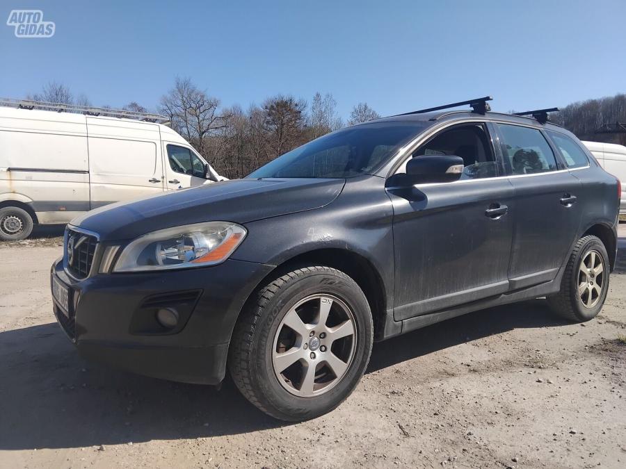 Volvo XC60 2009 Kauņa, ar dzinēja tilpumu 2.40 L un nobraukumu 433 tūkst. km par 3800 €, foto 1 vietnē AUTOMOTO.COM.LV