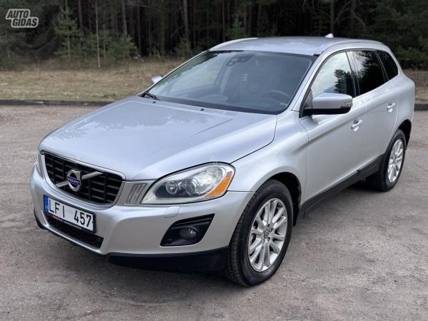Volvo XC60 2009 in Siauliai, with an engine capacity of 2.40 L and mileage of 340 thousand km for 5800 €, photo 1 on AUTOMOTO.COM.LV