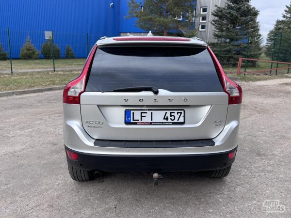 Volvo XC60 2009 in Siauliai, with an engine capacity of 2.40 L and mileage of 340 thousand km for 5800 €, photo 4 on AUTOMOTO.COM.LV