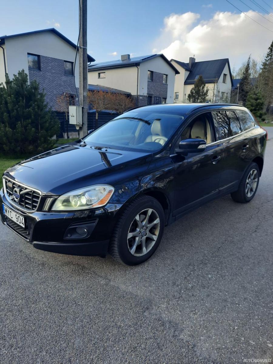 Volvo XC60 2009 in Vilnius, with an engine capacity of 2.40 L and mileage of 235 thousand km for 4300 €, photo 4 on AUTOMOTO.COM.LV