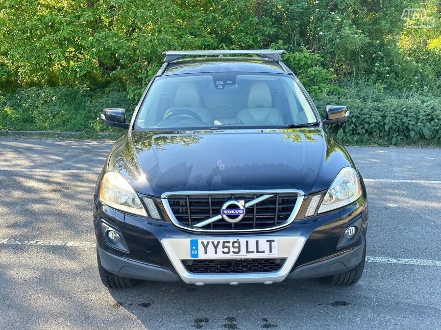Volvo XC60 2009 in Pakruojis, with an engine capacity of 2.40 L and mileage of 320 thousand km for 2400 €, photo 3 on AUTOMOTO.COM.LV
