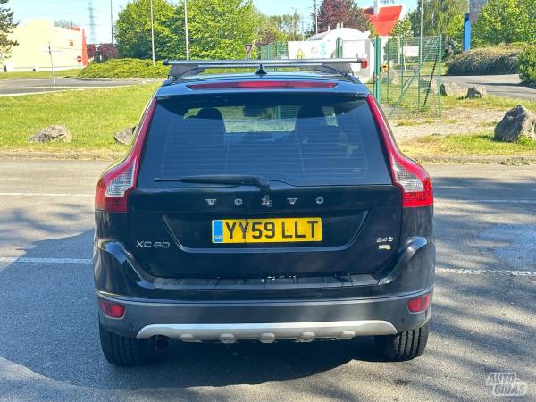 Volvo XC60 2009 in Pakruojis, with an engine capacity of 2.40 L and mileage of 320 thousand km for 2400 €, photo 8 on AUTOMOTO.COM.LV